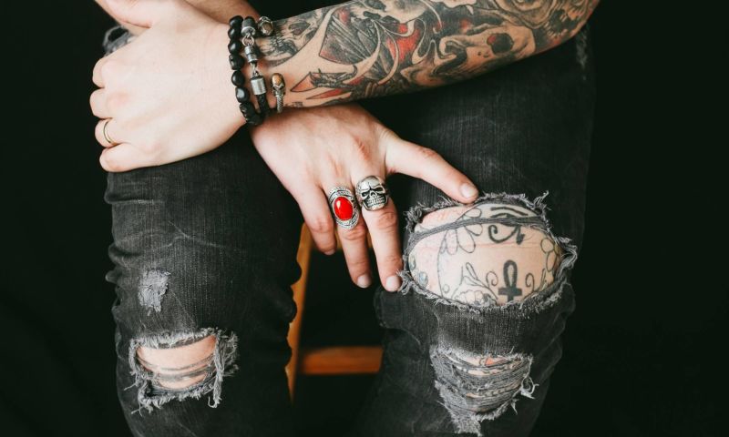"Tattoofrei" muss bis heute um 12 Uhr die Facebook-Seite löschen | ZEITjUNG
